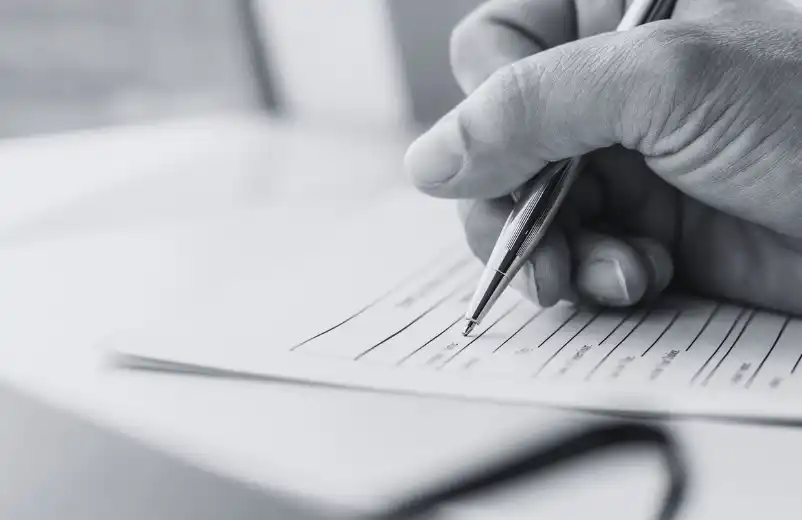 ¿Qué es y cómo realizar una ficha técnica de ropa?